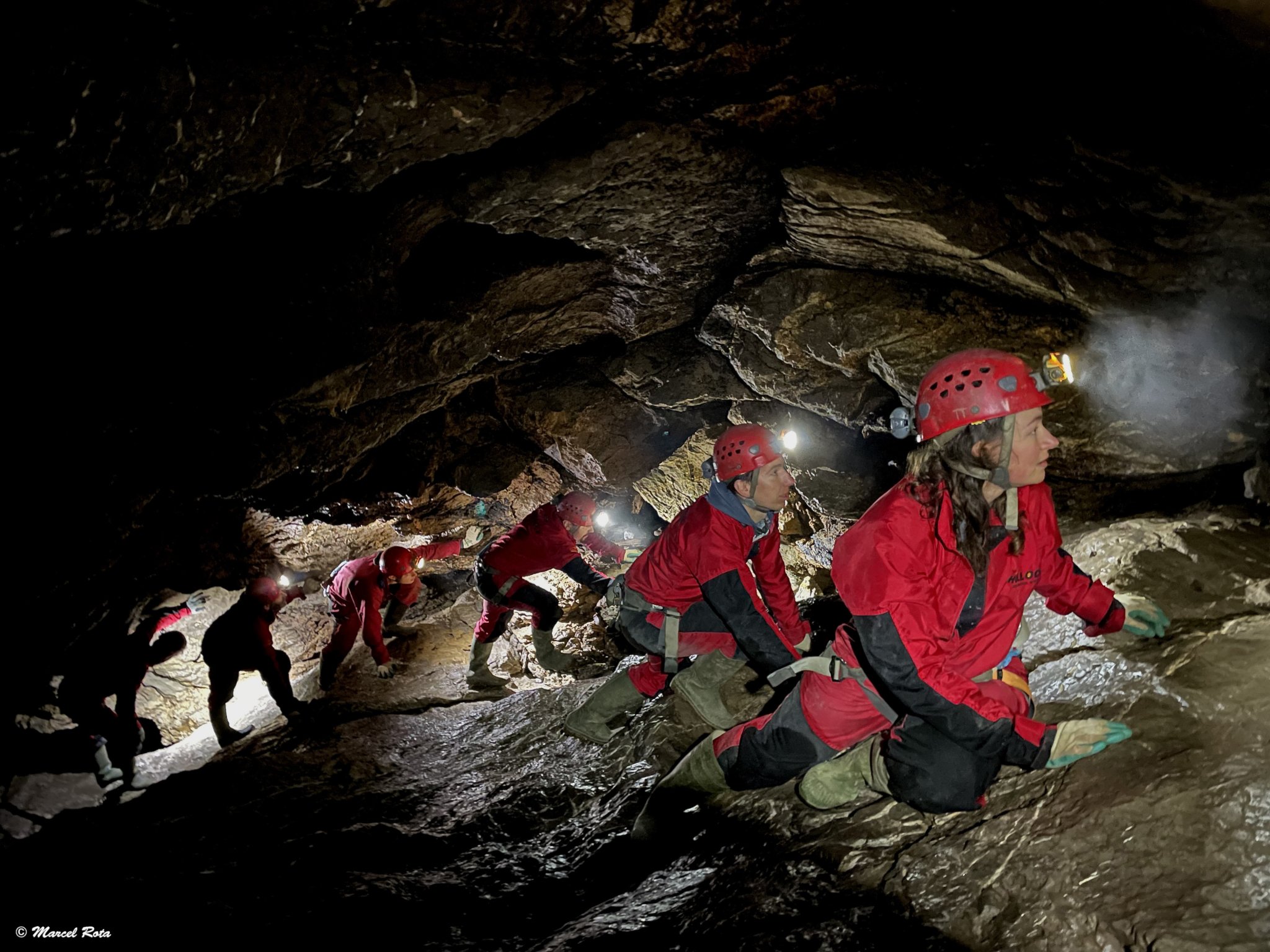 Hölloch cave tours • Switzerland's largest cave